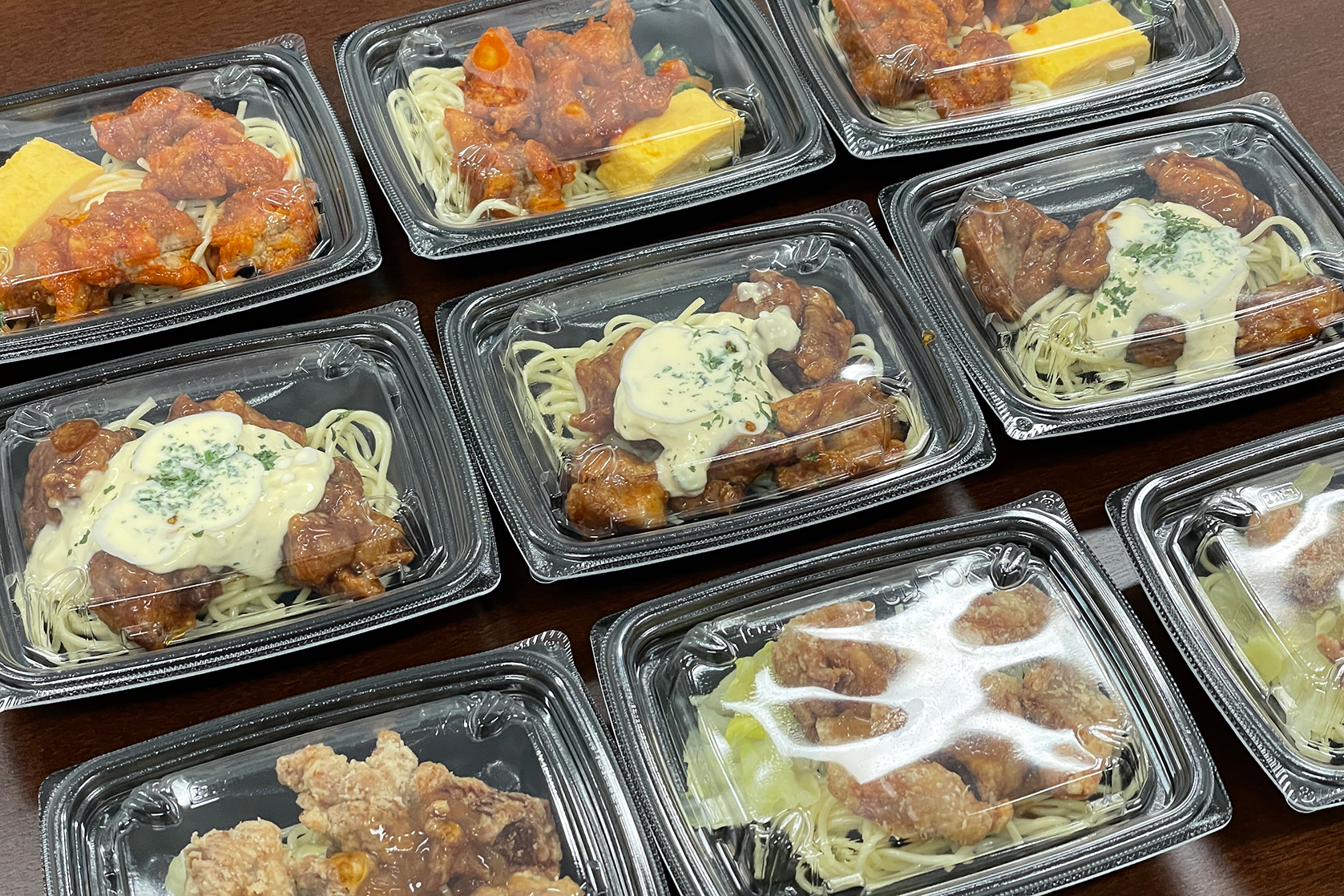 人型協働ロボットFoodlyで弁当、レトルト惣菜の製造販売へ | 株式会社ア－ルティ